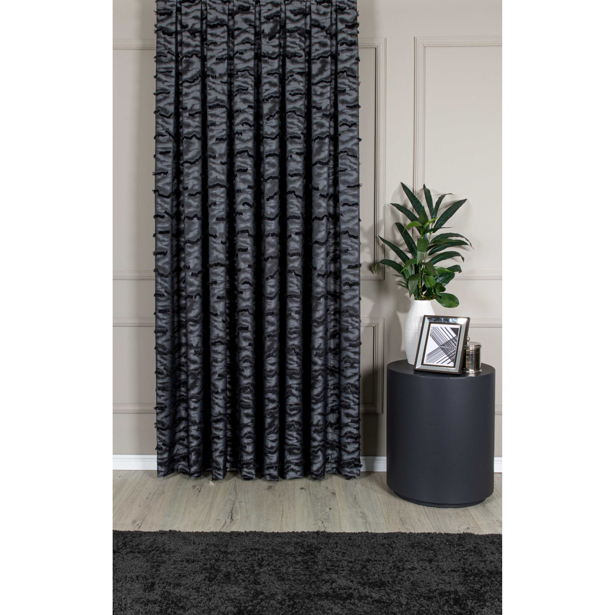 Taç Aladra Fon Perde Siyah ( Max Yükseklik : 295 cm ) | Tac.com.tr