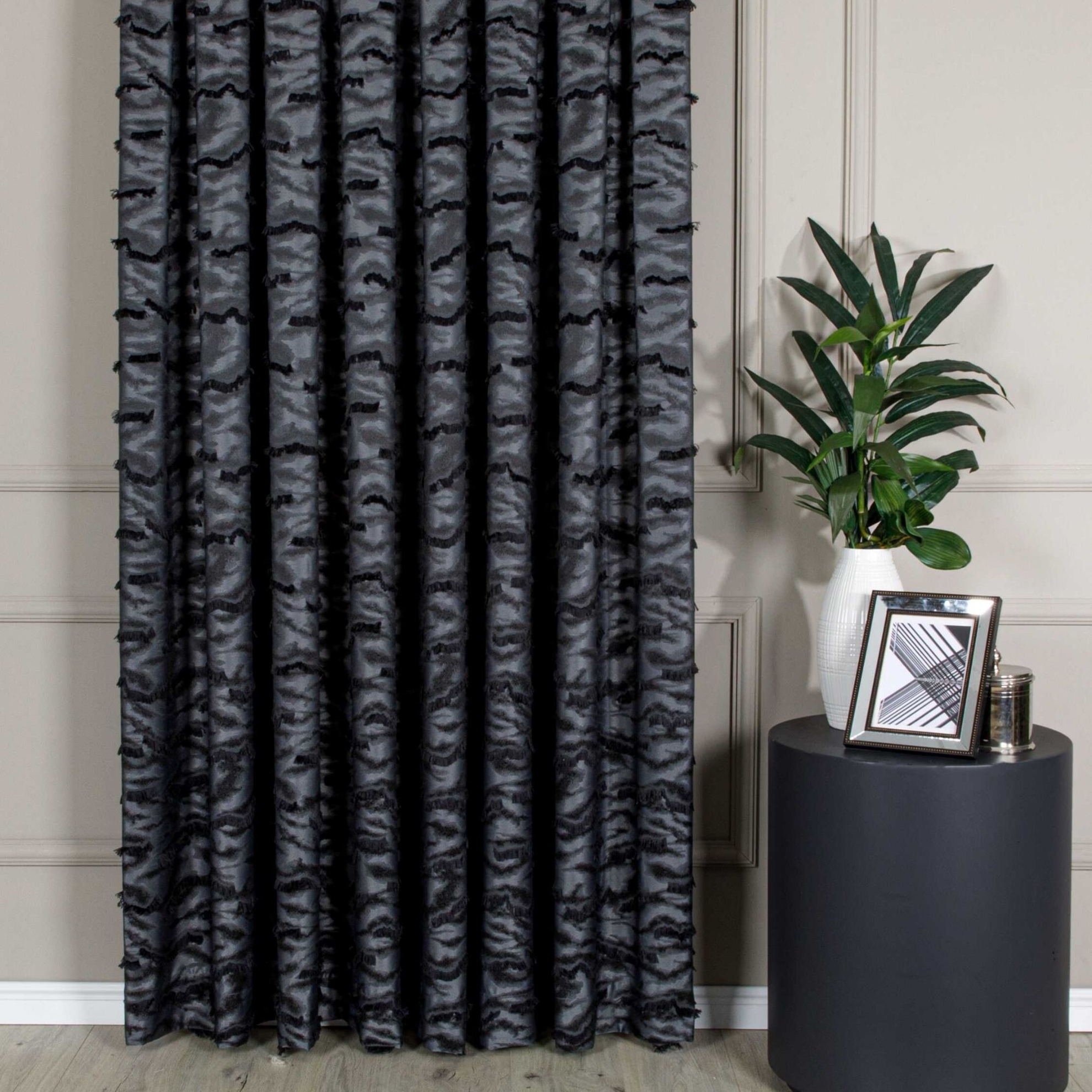 Taç Aladra Fon Perde Siyah ( Max Yükseklik : 295 cm ) | Tac.com.tr